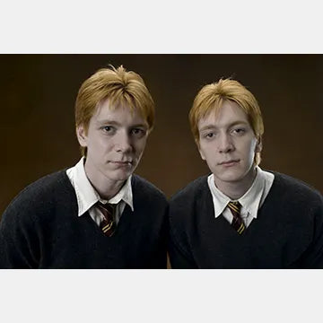 JAMES-OLIVER-PHELPS-AUTOGRAPH-PHOTO – Official Pix
